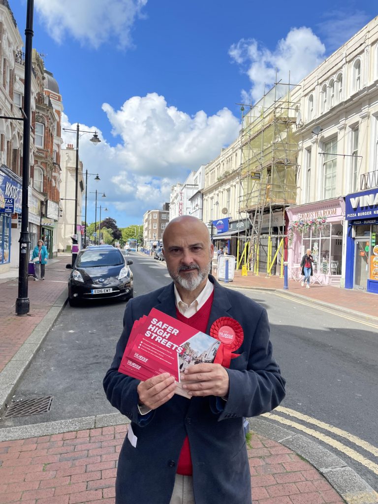 Campaign Diary Monday 17 June Seaside - Paul Richards for Eastbourne MP